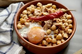 Mlewi: The Most Popular Tunisian Flatbread — Carthage Magazine