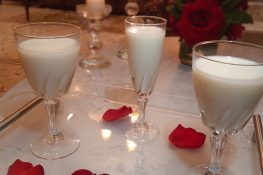 Tunisian Makroudh, Date-Filled Semolina Cookies